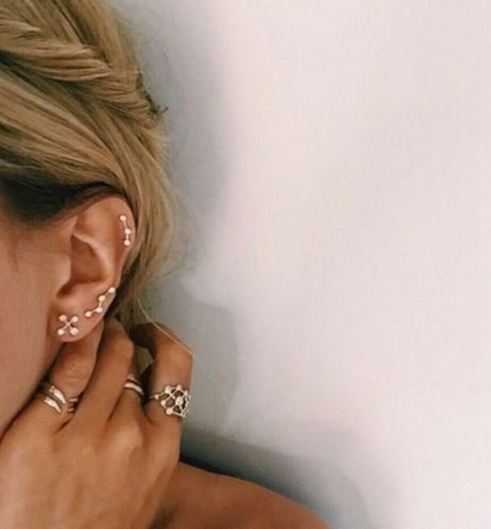 30 beautiful constellation and astronomy ear piercings, from cuffs to ...